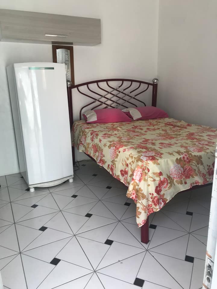 Quarto Em Tramandaí P/ 2 Pessoas Bem Aconchegante - Tramandaí