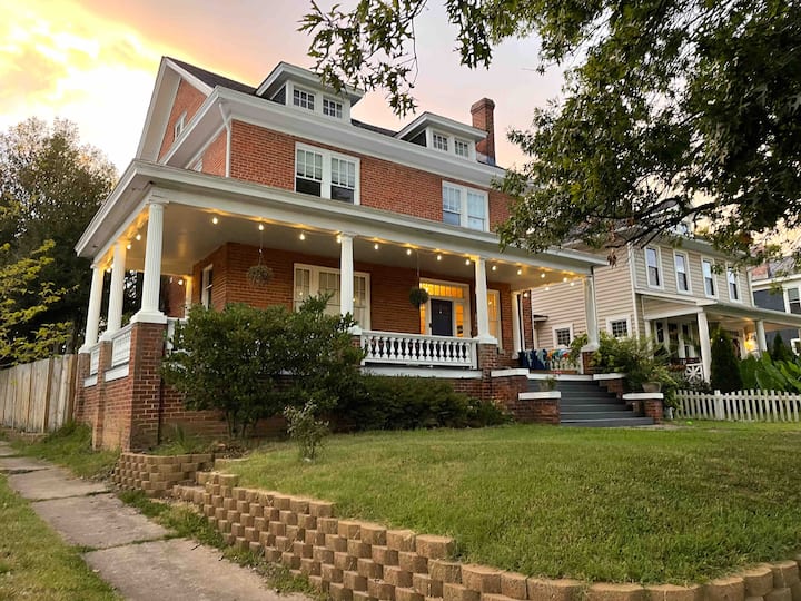 Renovated Duplex | Fenced Yard | Close To Downtown - 리치먼드