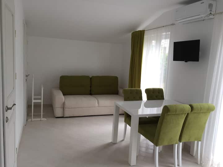 Guest House - Мукачево