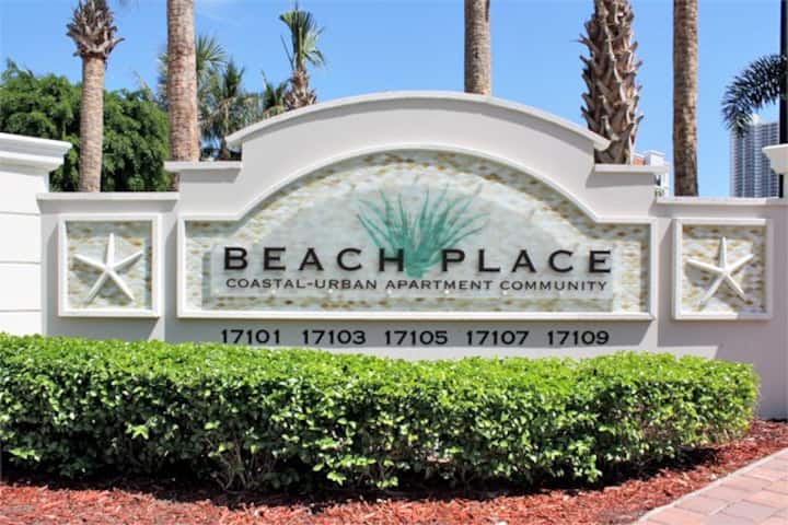 Life's At Ease With An Ocean Breeze! Str-01145 - Sunny Isles Beach, FL