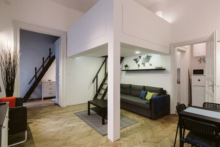 Quiet Apartment In The Center - Budapest