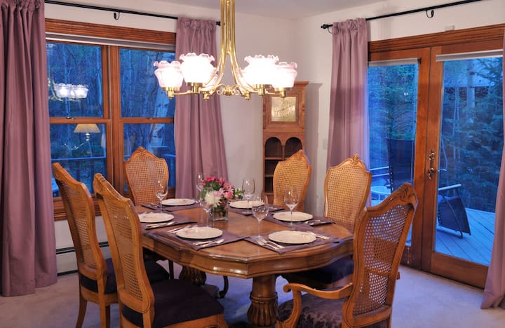 Aspen Twin Room Upstairs - 애스펀