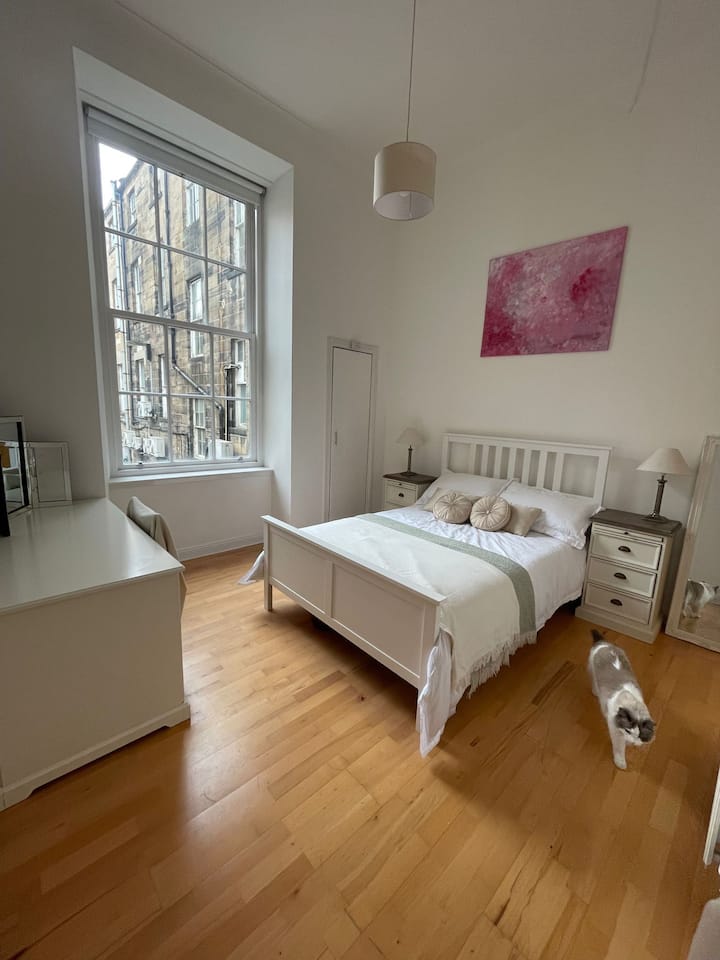 Private Ensuite Room To Rent In 2 Bed Apartment - Glasgow