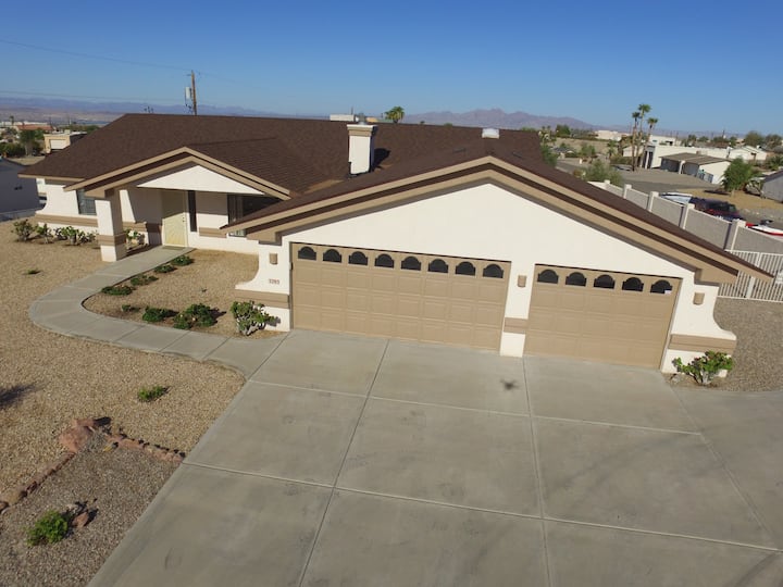 Private Pool Home With Lake View View - Lake Havasu City, AZ