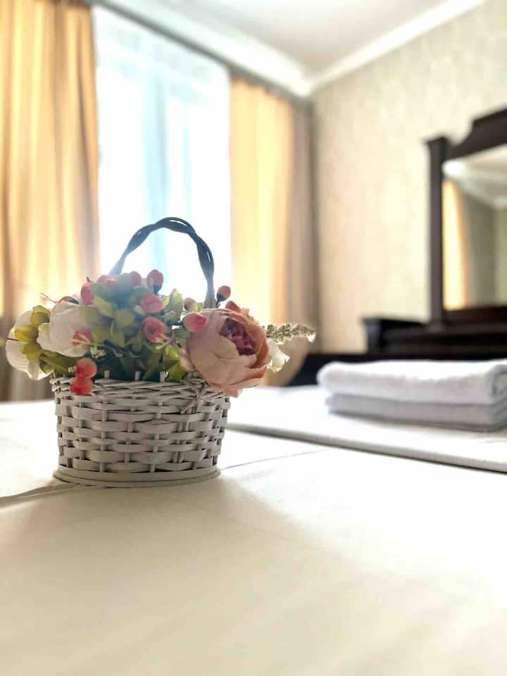 458 Теплая и уютная квартира рядом с Байтереком - Astaná