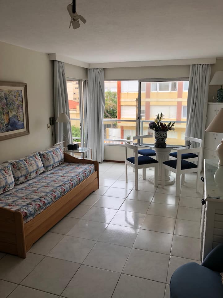 Punta Del Este Depto Se Alquila Peninsula - Maldonado Department