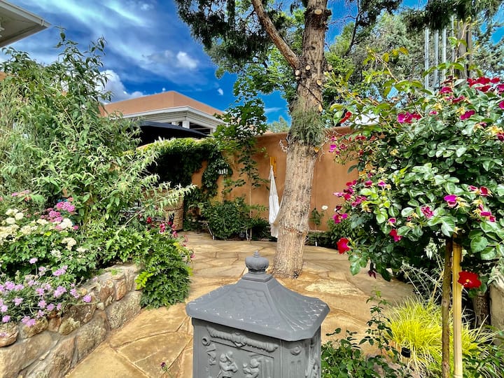 Palace Studio Ultimate Location, History & Comfort - Santa Fe