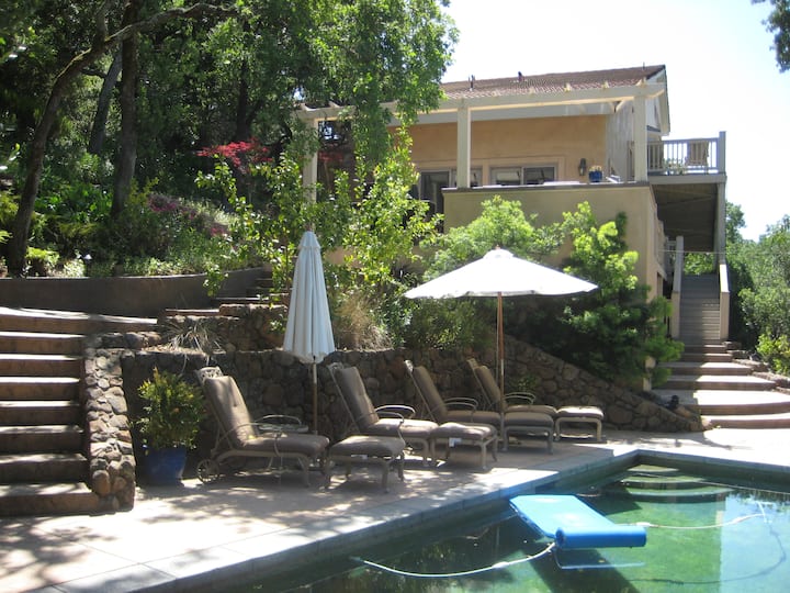 2 Bedroom, 2 Bath, Pool, Hot Tub , Outdoor Kitchen - Sonoma, CA