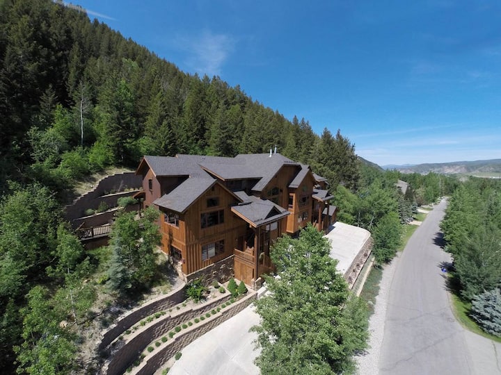 Epic 4br Home, Minutes From Bc/vail,private Hottub - Avon, CO