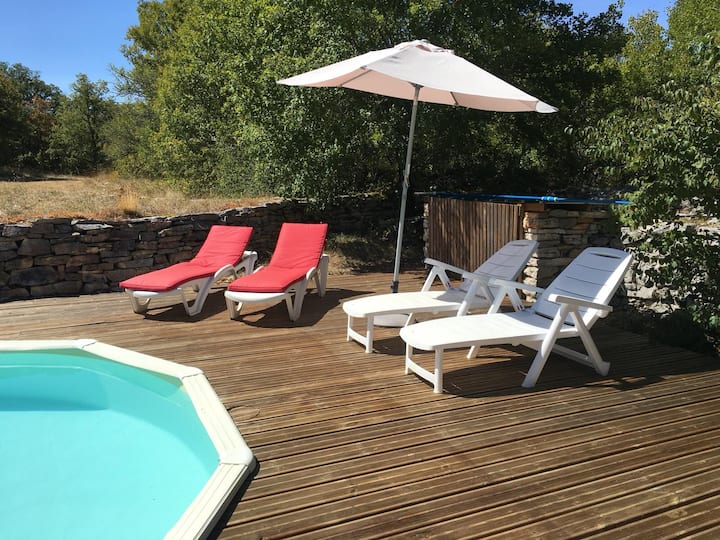 Four Bedroom Stone Farmhouse With Private Pool - Lot