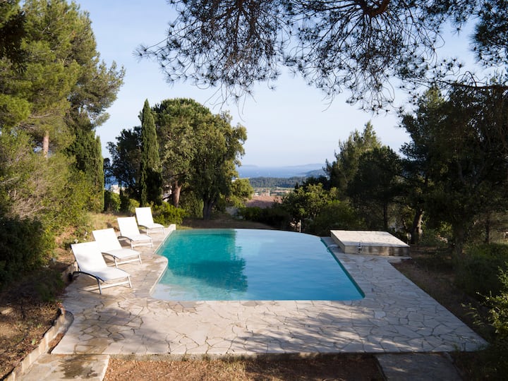 Villa Spacieuse Avec Piscine Privée Vue Mer - Le Lavandou