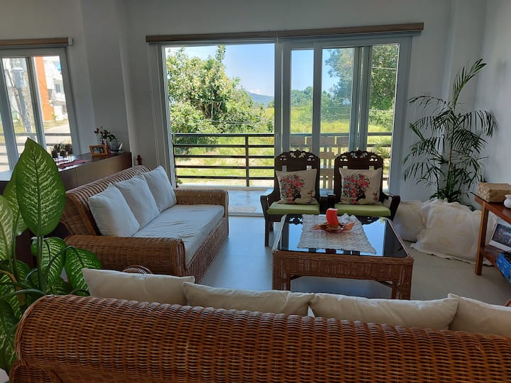 Rosalia's Place - Puerto Galera