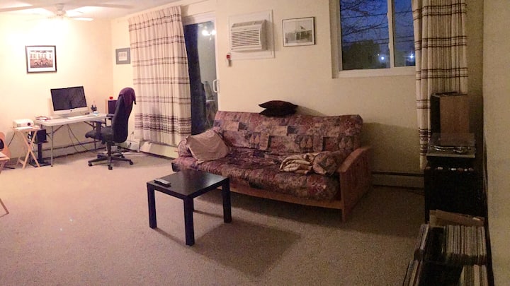 A Room In A Quiet & Convenient Area - Thunder Bay