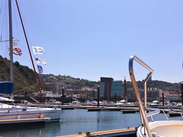 Espectacular Luminosidad En El Cogollito De Laredo - Liendo