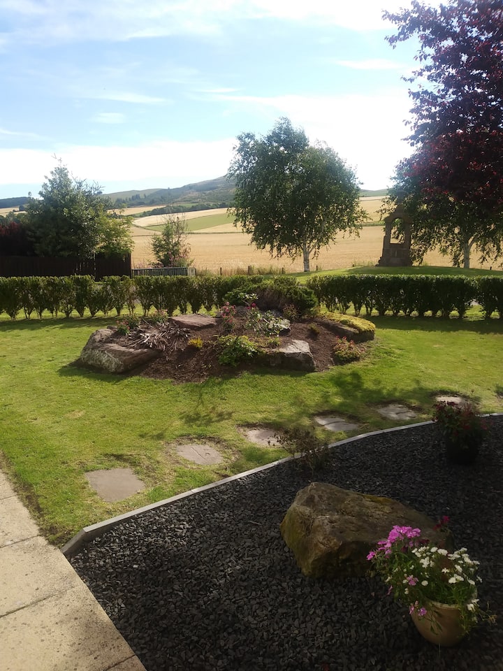 Kinpurnie Hill View, Newtyle, Leisure and Business - Bungalows for Rent ...