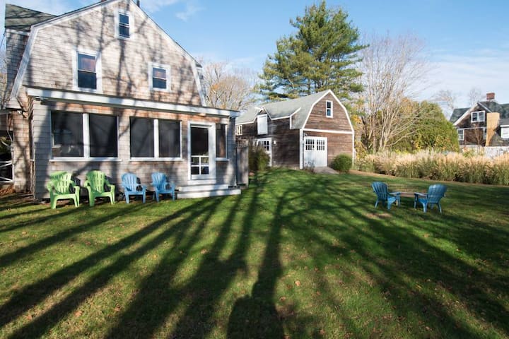 The Hiller Hideaway In Pier (Quick Walk To Beach!) - Narragansett, RI