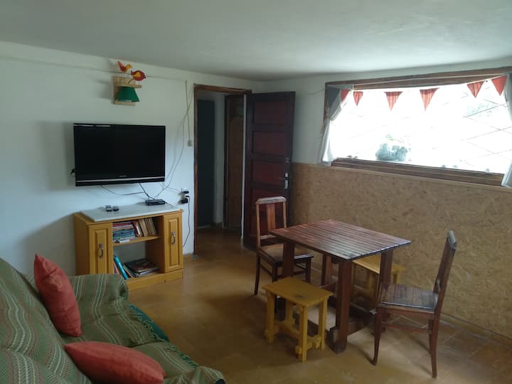 Centro De La Paloma Cuatrovientos, Casa Familiar. - La Paloma