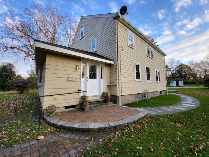 Bay House (Bed #5), Middletown - Newport, RI