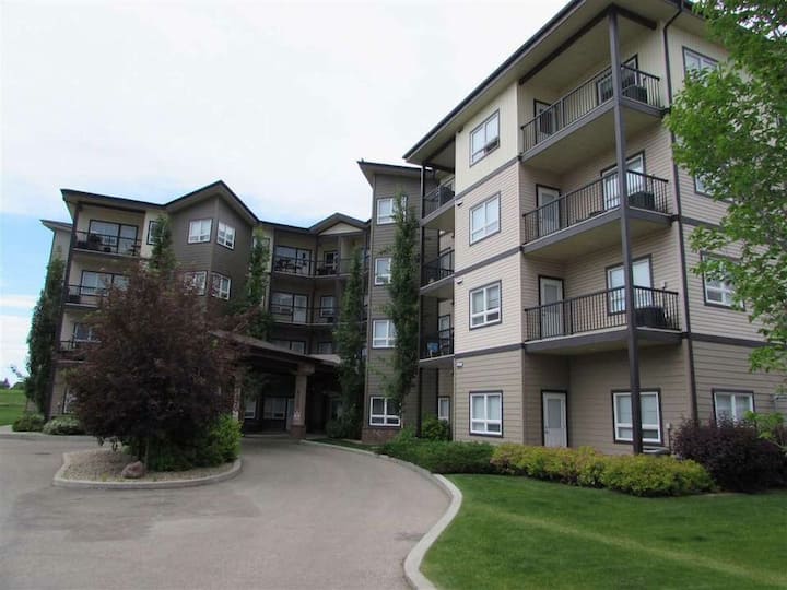 Fully Furnished Condos - Fort Saskatchewan