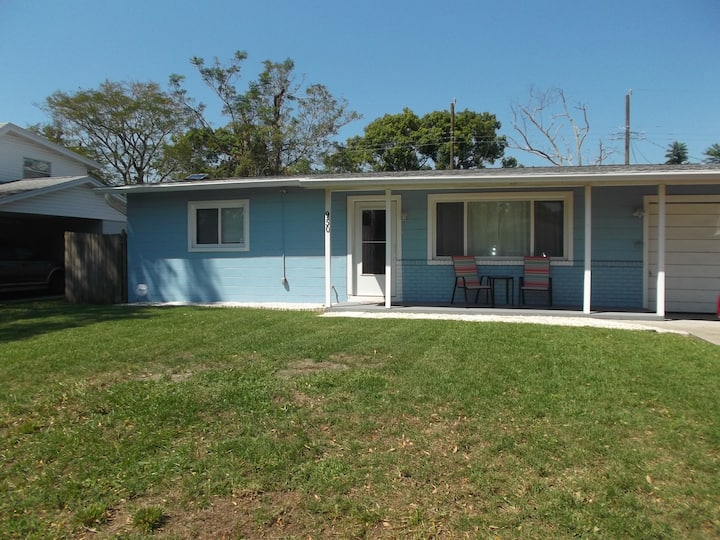 Cozy House Close To Shopping And The Beaches! - Largo, FL