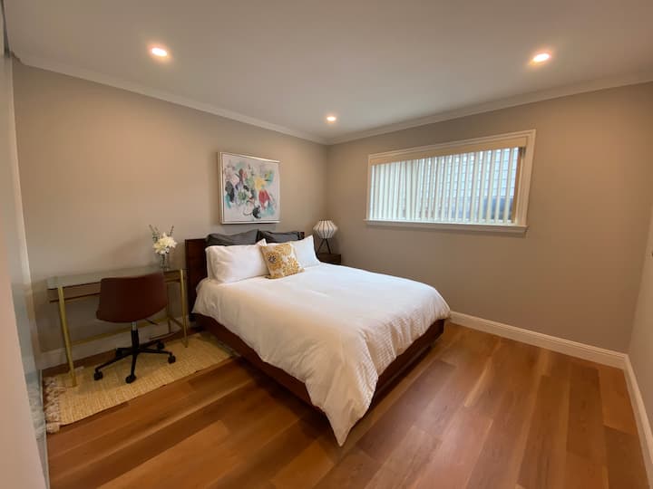 Bedroom W Own Bath, Walk To Great Mall/bart, Oak - San Jose, CA