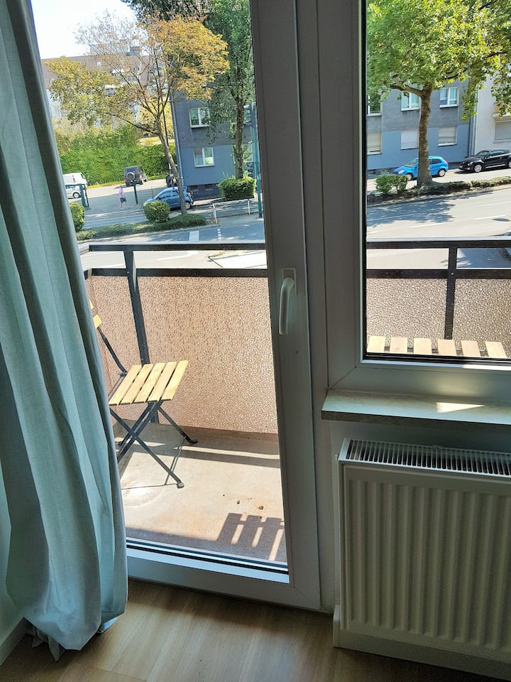 Modernes Appartement Für 4 Personen, Nähe Rü + Hbf - 埃森
