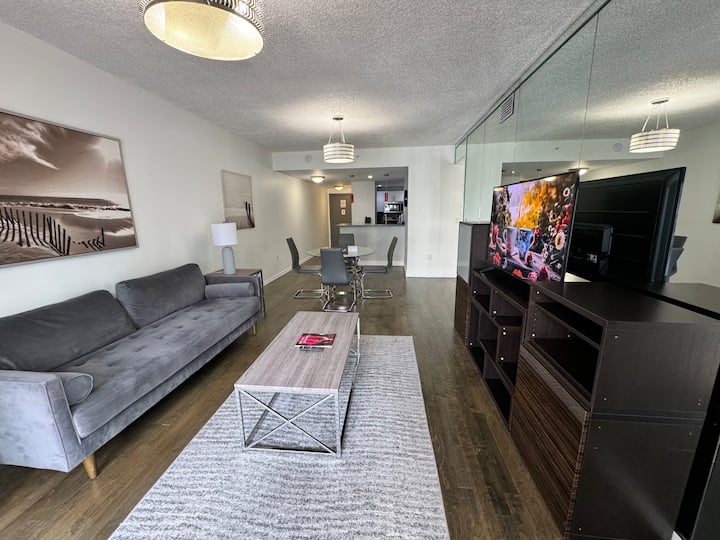 Intimate 2 Br Condo Brickell - Miami