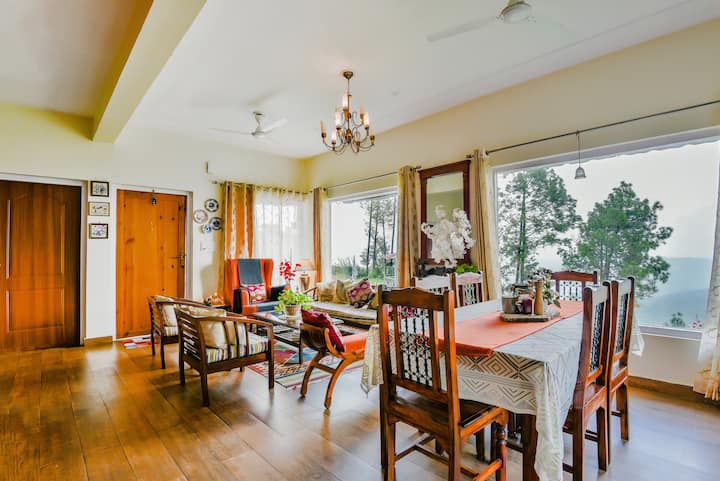 10, Nautical Miles -Mountain Cottage Of A Mariner - Inde