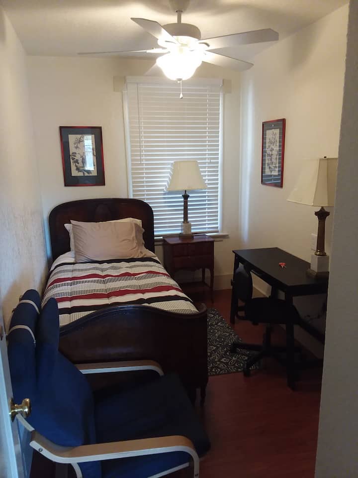 1905 Ranch House, Room #6 - Mountain View, CA