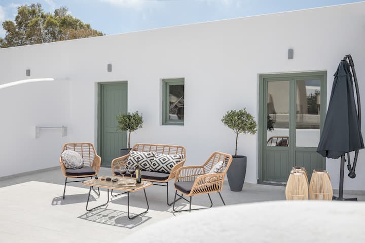 Elia Mini Suite A 3' Walk From The Beach - Santorini