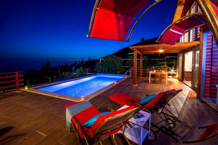 Perfect Secluded Honeymoon Villa, Heated Pool - Kalkan