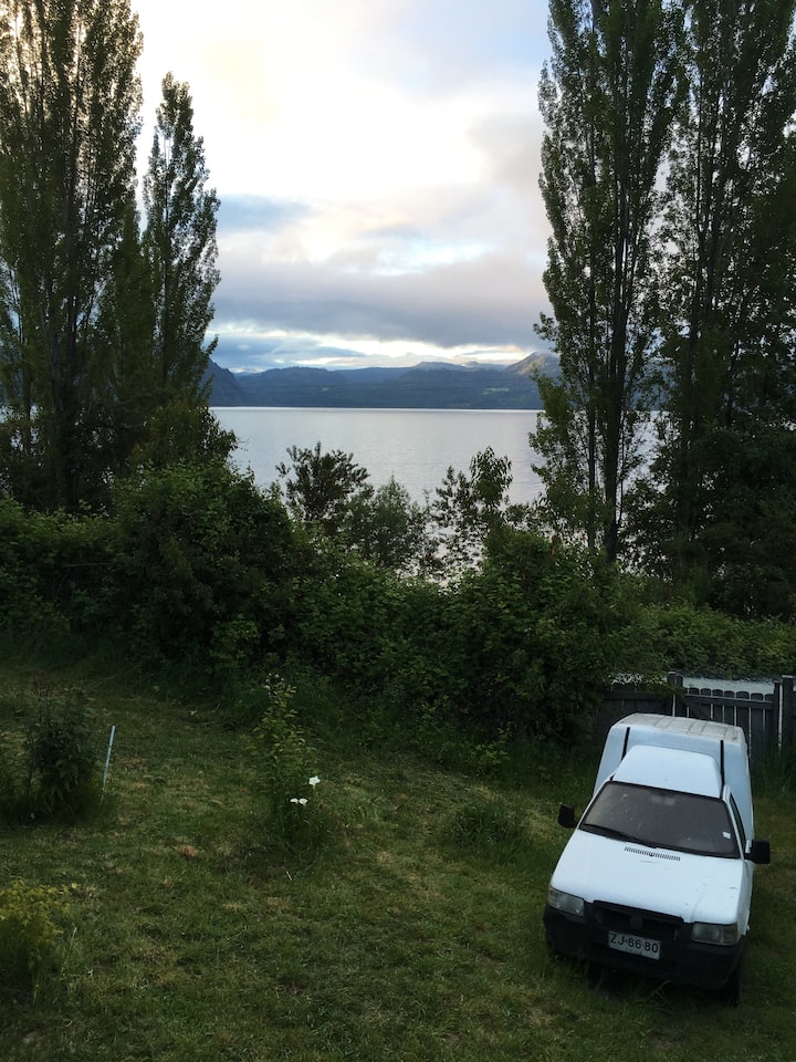 Refugio De Aventuras En Futrono, Chile - Futrono