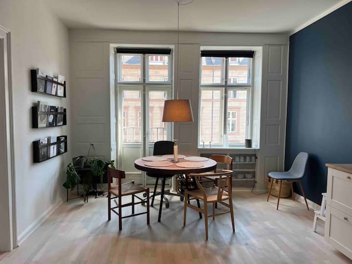 Room In Cosy Vesterbro Apartment - Copenhague