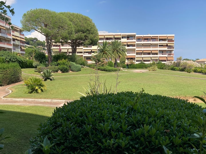 Côte D'azur 3 Pièces Au Calme - Saint-Laurent-du-Var