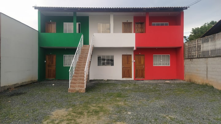 Kitnet 01 Próximo Beto Carrero E Praias. - Penha