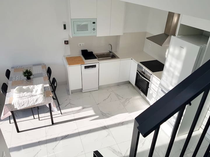 Duplex Familiar En El Centro De Terrassa - Rosa - Sabadell