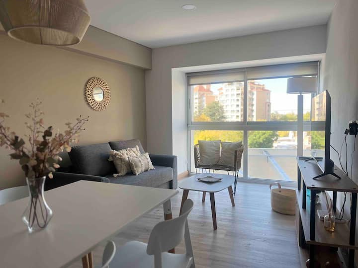Departamento Nuevo En Lujosa Torre Leloir - Mendoza