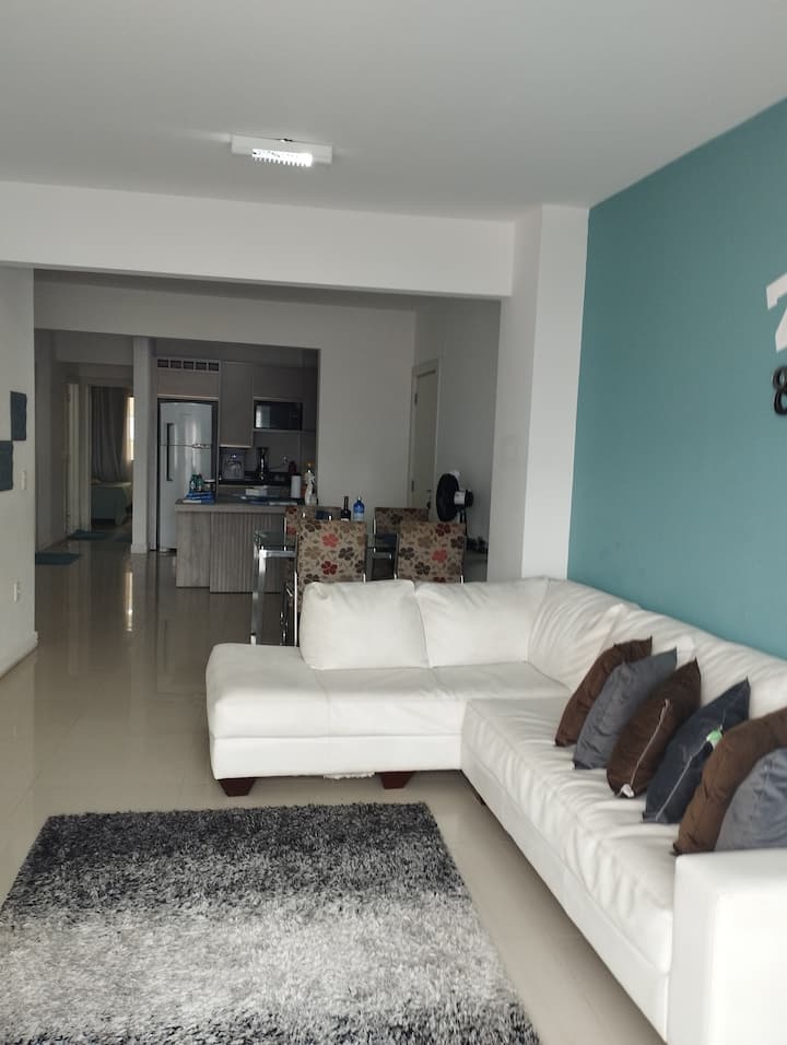 Residencial Novo Amplo Com Total Conforto - Pôrto Belo