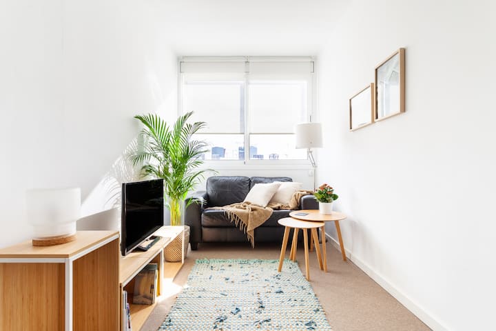 Fira Gran Via A Pocos Minutos. Soleado Apartamento - L'Hospitalet de Llobregat