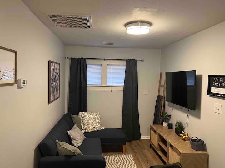 Bucklake Bungalow - Tallahassee, FL