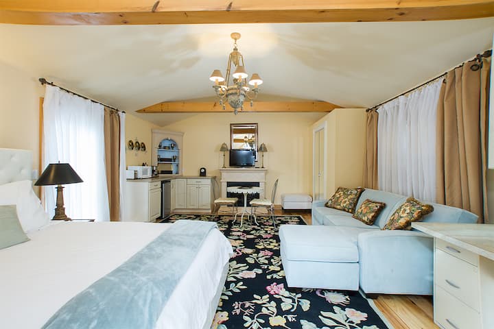 Newport House Rentals | Cabin and Cottage Rentals | Airbnb