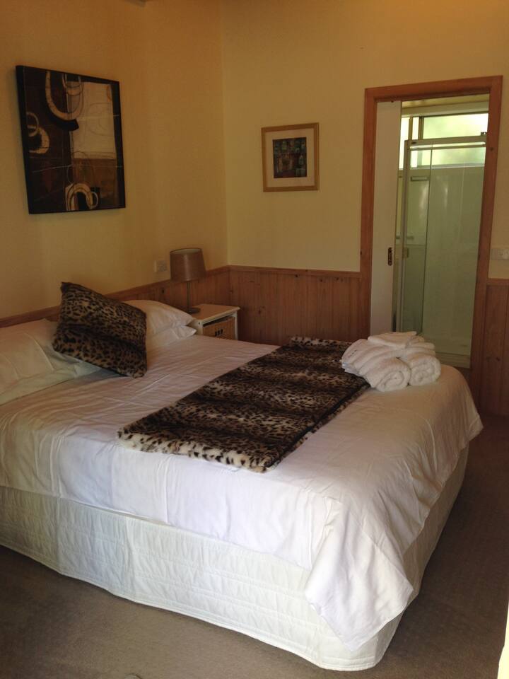 Yarra Glen Bed And Breakfast In Theyarra Valley . - Melbourne