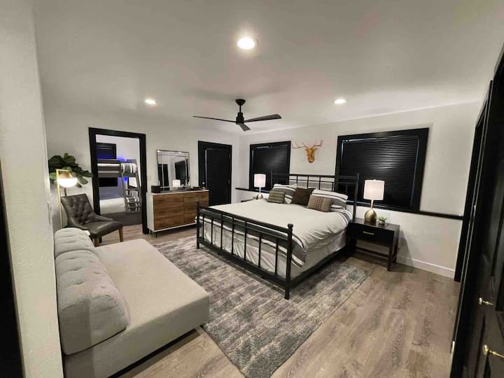 Renovated Lake Tahoe Home - Palisades Close By! - North Lake Tahoe, CA