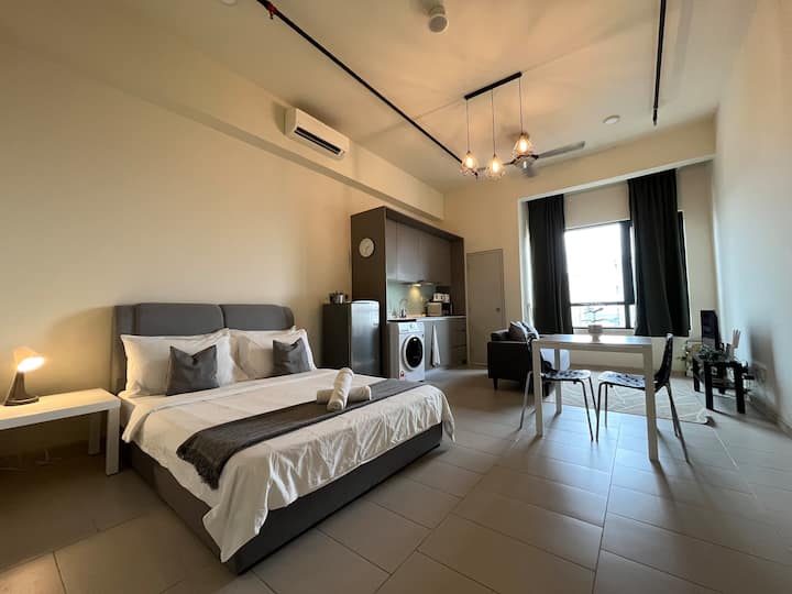 Pool Studio Tamarind Stay Cyberjaya By Malayahome - Cyberjaya