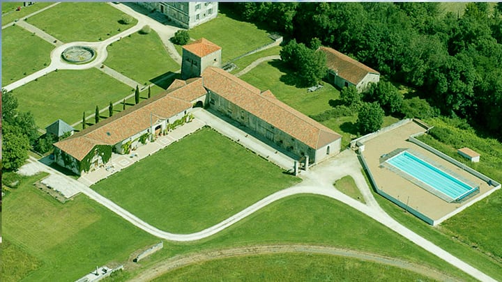 Maillot Jaune 6 Bed Apt- Bourdeilles, Stunning - Brantôme