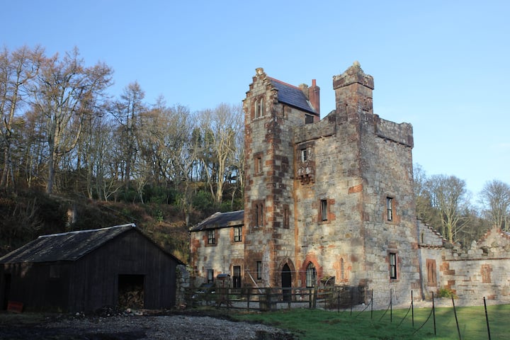 The Towers At Dougarie Estate - Carradale