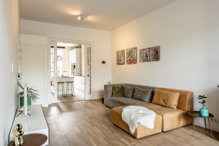 Vorstelijk Verblijven In De Bruisende Pijp? - Amszterdam