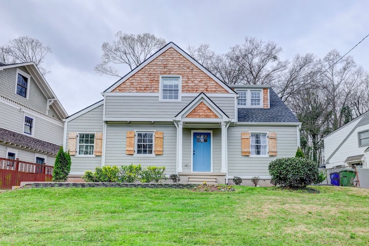 Stylish Pet-friendly Retreat For Any Stay - Decatur, GA