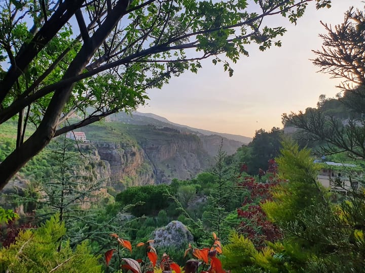 Deir Al-Ahmar Ferienwohnungen & Unterkünfte - Beqaa Governorate ...