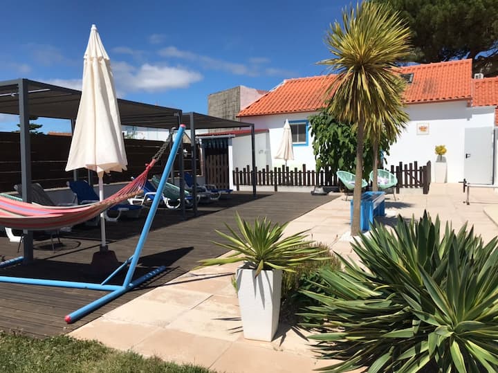 Casa O Futuro - Casa Maça Para 5 Pessoas - Turquel